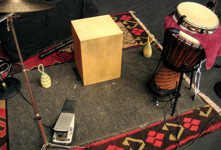 Comment jouer du cajón ? | Bax Music Blog
